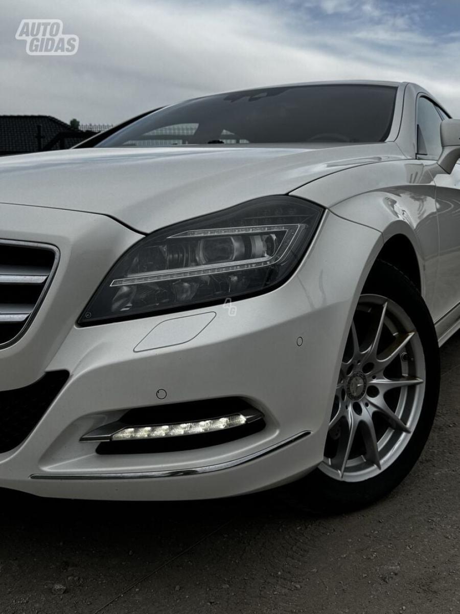 Balts Mercedes-Benz CLS 350 2013 Klaipėda, ar dzinēja tilpumu 3.00 L un nobraukumu 302 tūkst. km par 13499 €, foto 3 vietnē AUTOMOTO.COM.LV