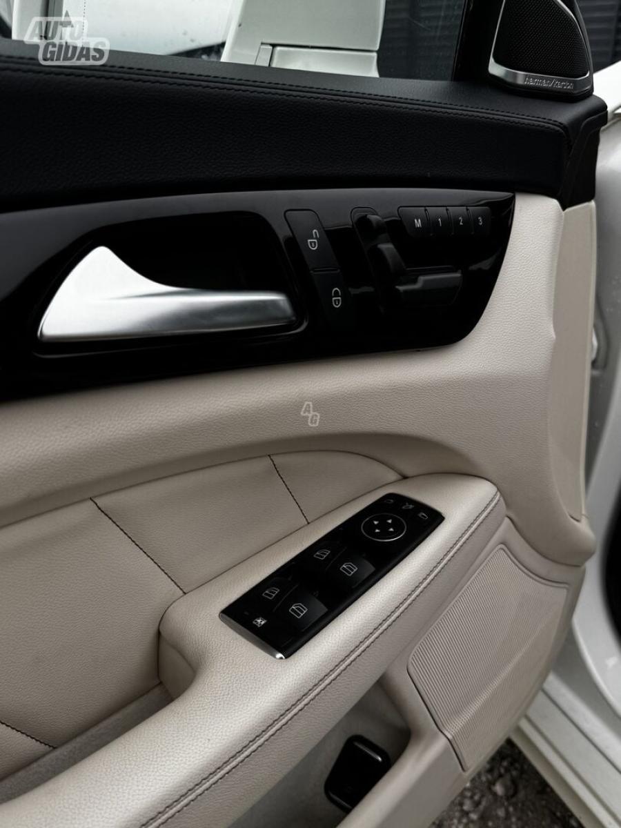 Balts Mercedes-Benz CLS 350 2013 Klaipėda, ar dzinēja tilpumu 3.00 L un nobraukumu 302 tūkst. km par 13499 €, foto 20 vietnē AUTOMOTO.COM.LV