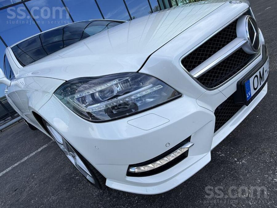 Balts Mercedes-Benz CLS 350 2013 Rīga, ar dzinēja tilpumu 3.00 L un nobraukumu 0 tūkst. km par 11250 €, foto 16 vietnē AUTOMOTO.COM.LV
