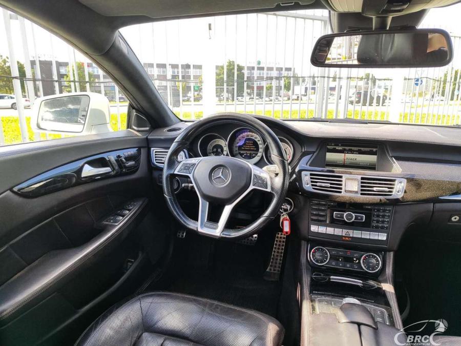 Balts Mercedes-Benz CLS 350 2013 Klaipėda, ar dzinēja tilpumu 2.99 L un nobraukumu 390 tūkst. km par 11900 €, foto 5 vietnē AUTOMOTO.COM.LV