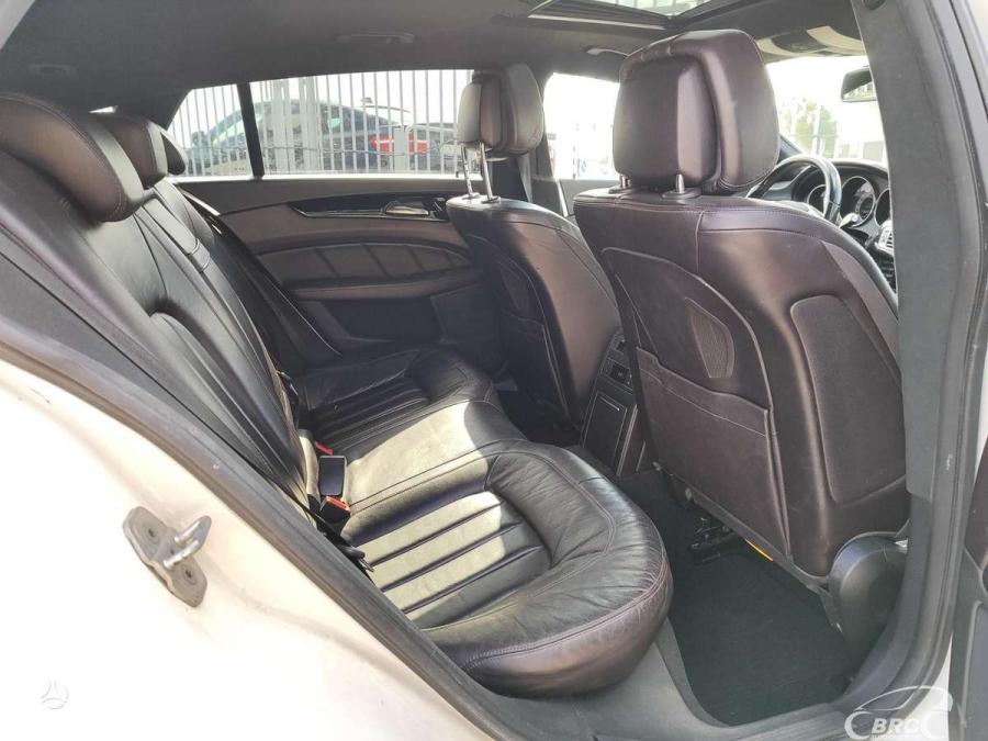 Balts Mercedes-Benz CLS 350 2013 Klaipėda, ar dzinēja tilpumu 2.99 L un nobraukumu 390 tūkst. km par 11900 €, foto 16 vietnē AUTOMOTO.COM.LV
