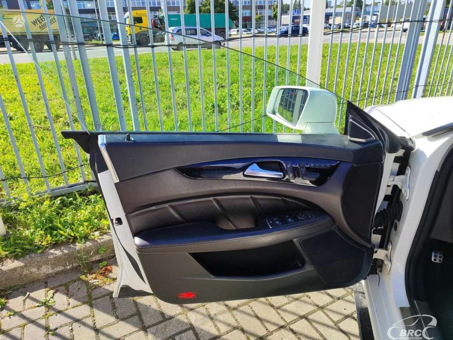 Balts Mercedes-Benz CLS 350 2013 Klaipėda, ar dzinēja tilpumu 2.99 L un nobraukumu 390 tūkst. km par 11900 €, foto 26 vietnē AUTOMOTO.COM.LV