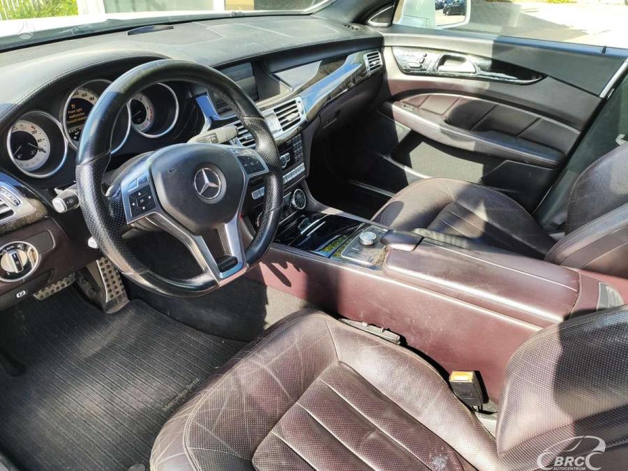 Balts Mercedes-Benz CLS 350 2013 Klaipėda, ar dzinēja tilpumu 2.99 L un nobraukumu 390 tūkst. km par 11900 €, foto 29 vietnē AUTOMOTO.COM.LV