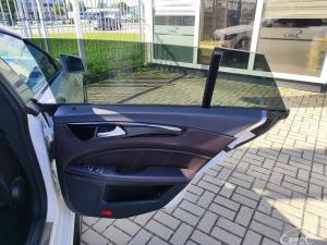 White Mercedes-Benz CLS 350 2013 in Klaipeda, with an engine capacity of 2.99 L and mileage of 390 thousand km for 11500 €, photo 14 on AUTOMOTO.COM.LV