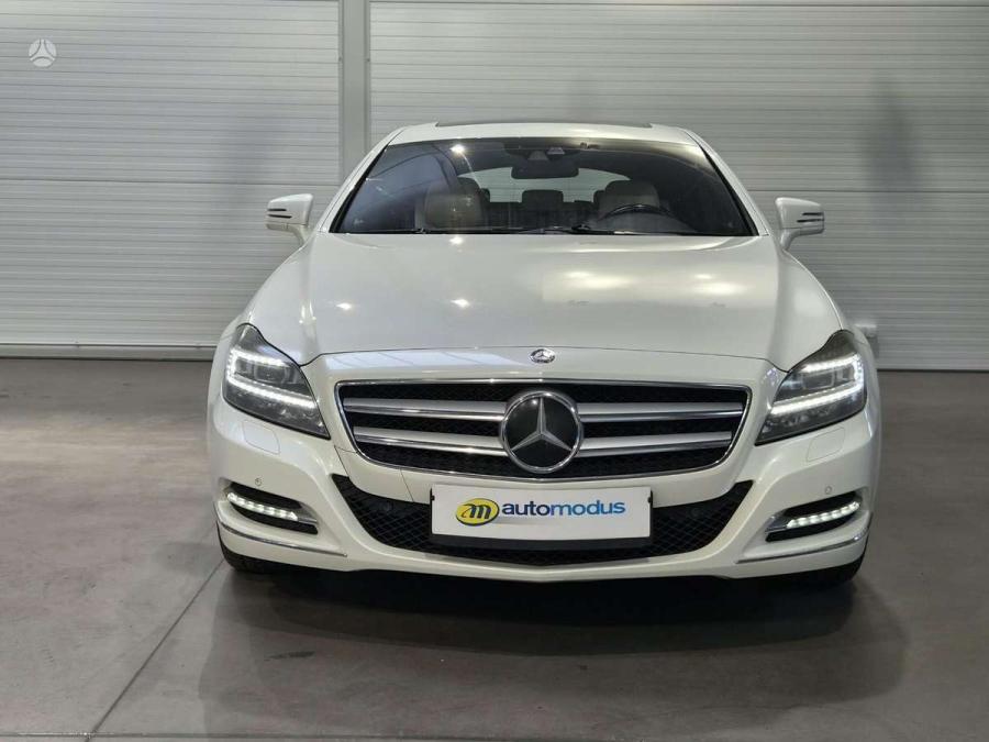 Белый Мерседес ЦЛС 350 2013 в Клайпеда, объемом двигателя 2.99 л и пробегом 302 тыс. км за 10900 €, фото 3 на AUTOMOTO.COM.LV