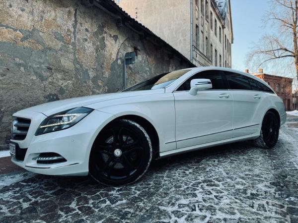 Balts Mercedes-Benz CLS 350 2014 Cēsis, ar dzinēja tilpumu 3.00 L un nobraukumu 0 tūkst. km par 13990 €, foto 4 vietnē AUTOMOTO.COM.LV
