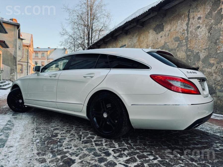 Белый Мерседес ЦЛС 350 2014 в Цесис, объемом двигателя 3.00 л и пробегом 0 тыс. км за 13990 €, фото 9 на AUTOMOTO.COM.LV