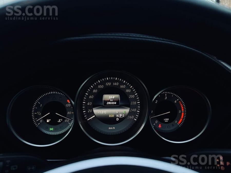 Белый Мерседес ЦЛС 350 2014 в Цесис, объемом двигателя 3.00 л и пробегом 0 тыс. км за 13990 €, фото 29 на AUTOMOTO.COM.LV