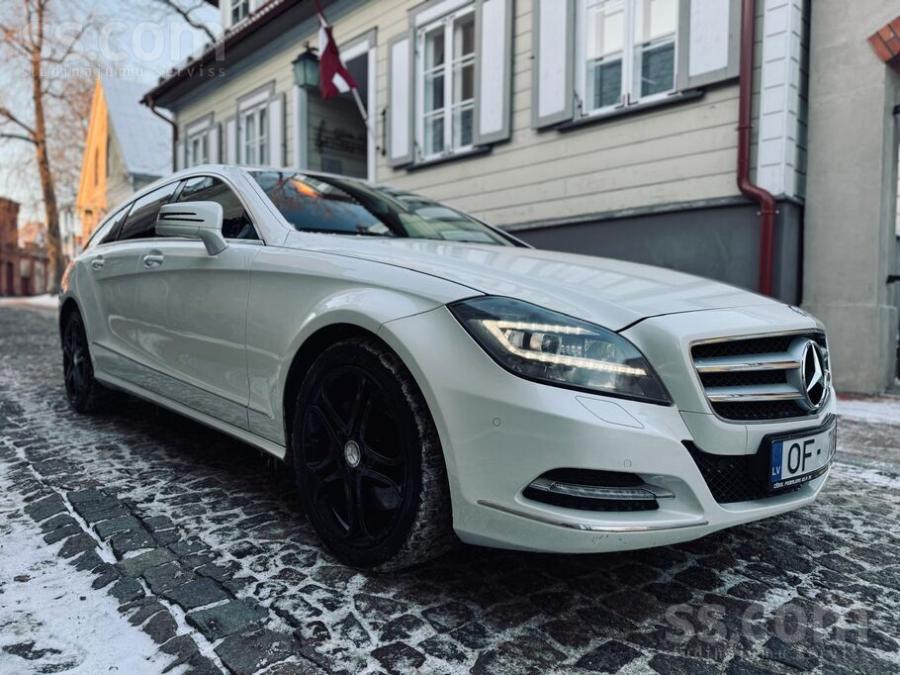Белый Мерседес ЦЛС 350 2014 в Цесис, объемом двигателя 3.00 л и пробегом 0 тыс. км за 13990 €, фото 30 на AUTOMOTO.COM.LV
