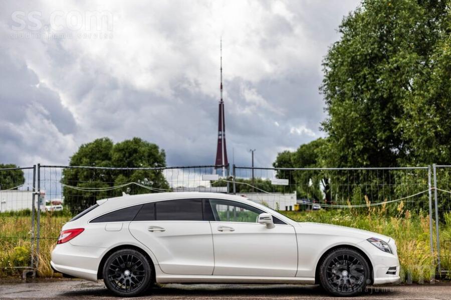 Белый Мерседес ЦЛС 350 2014 в Рига, объемом двигателя 3.00 л и пробегом 306 тыс. км за 14490 €, фото 6 на AUTOMOTO.COM.LV