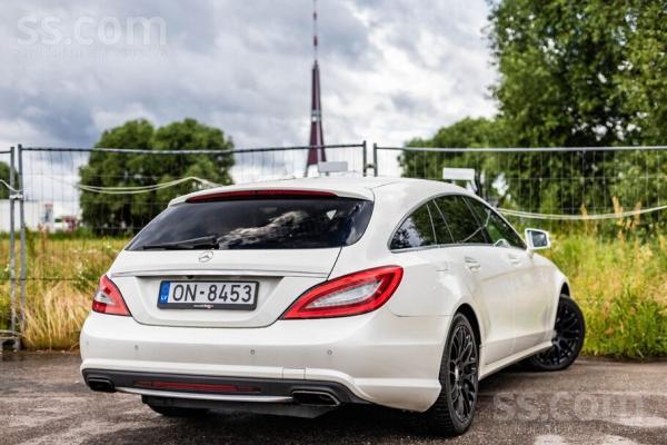 Balts Mercedes-Benz CLS 350 2014 Rīga, ar dzinēja tilpumu 3.00 L un nobraukumu 306 tūkst. km par 14490 €, foto 7 vietnē AUTOMOTO.COM.LV