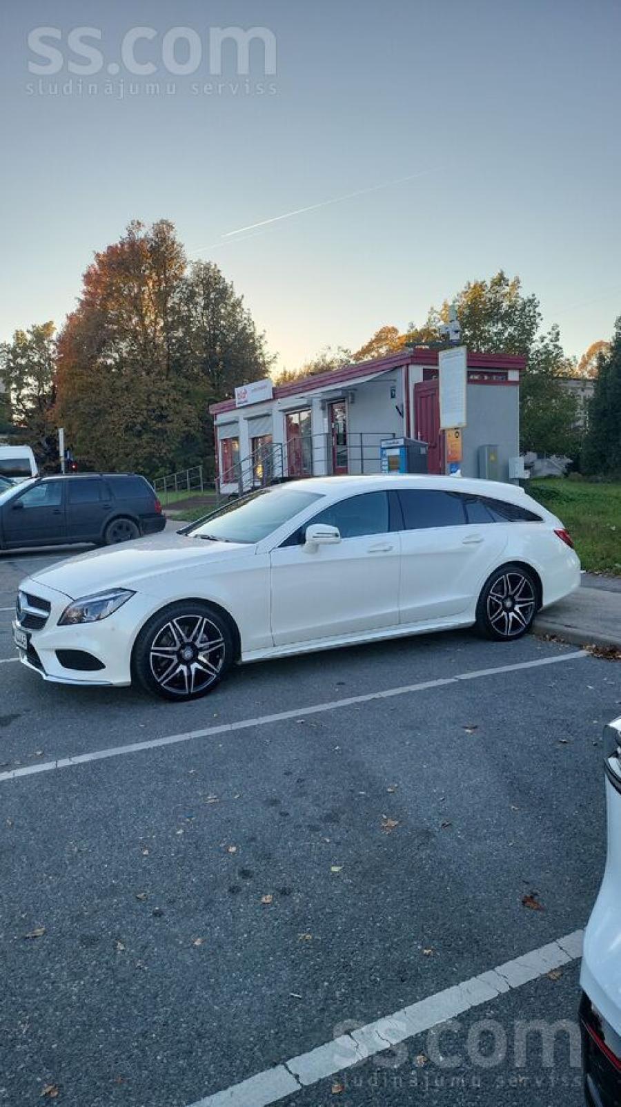 Balts Mercedes-Benz CLS 350 2015 Rīga, ar dzinēja tilpumu 3.00 L un nobraukumu 240 tūkst. km par 19900 €, foto 19 vietnē AUTOMOTO.COM.LV