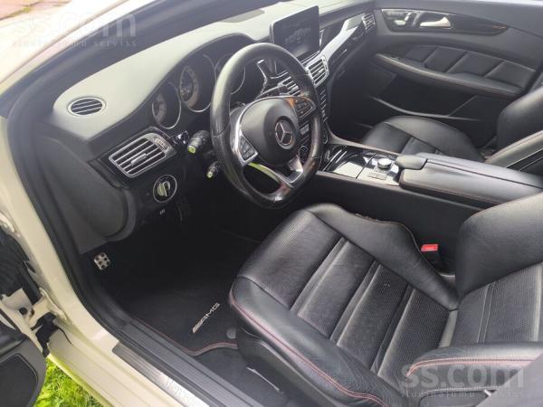 White Mercedes-Benz CLS 350 2015 in Jekabpils, with an engine capacity of 3.50 L and mileage of 234 thousand km for 17150 €, photo 7 on AUTOMOTO.COM.LV