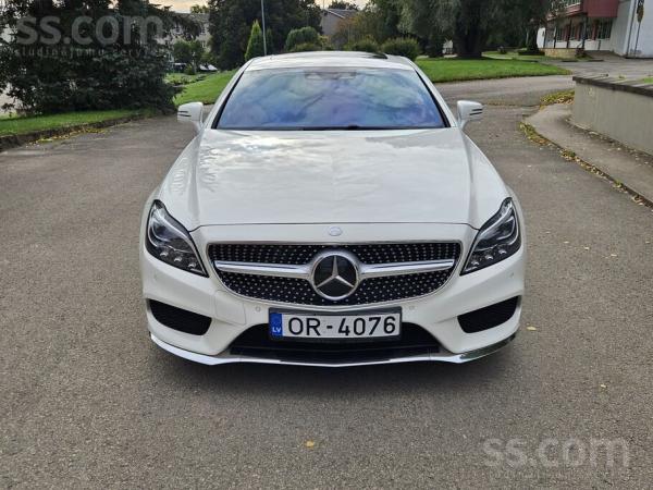 Mercedes-Benz CLS 350 2015 Jēkabpils vietnē Balts Mercedes-Benz CLS 350 2015 Jēkabpils, ar dzinēja tilpumu 3.00 L un nobraukumu 235 tūkst. km par 17490 €, foto 4 vietnē AUTOMOTO.COM.LV