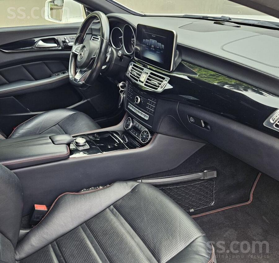 Balts Mercedes-Benz CLS 350 2015 Jēkabpils, ar dzinēja tilpumu 3.00 L un nobraukumu 235 tūkst. km par 17490 €, foto 23 vietnē AUTOMOTO.COM.LV