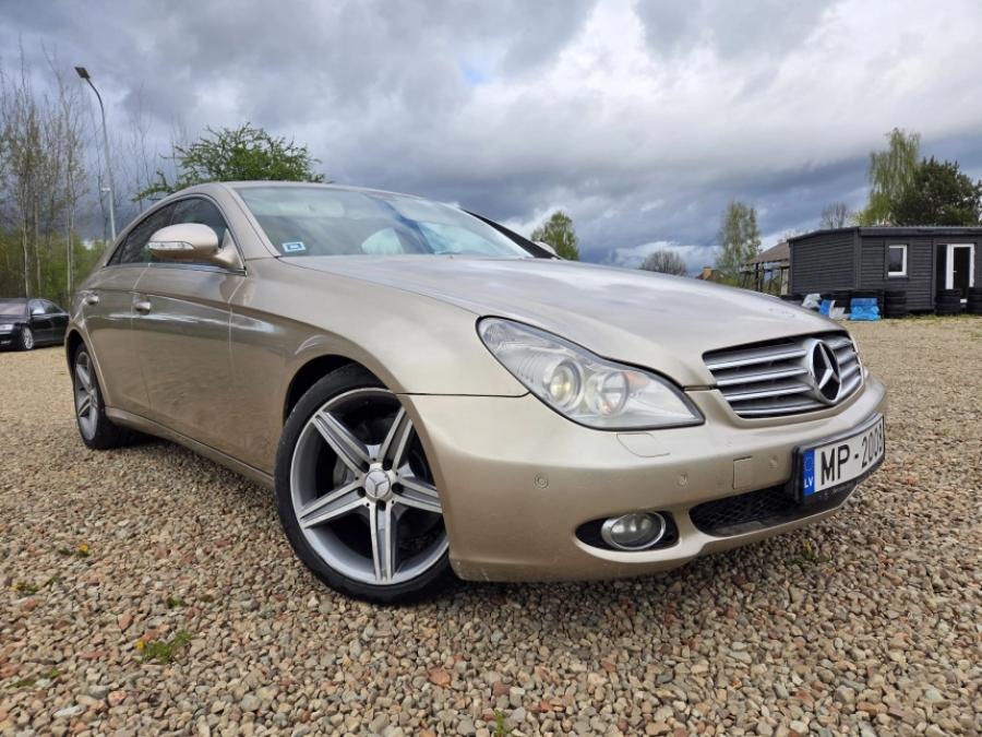 Dzeltens Mercedes-Benz CLS 350 2005 Rīga, ar dzinēja tilpumu 3.50 L un nobraukumu 0 tūkst. km par 4700 €, foto 10 vietnē AUTOMOTO.COM.LV