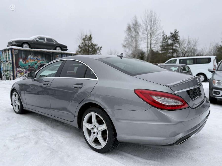 Dzeltens Mercedes-Benz CLS 350 2012 Ukmergė, ar dzinēja tilpumu 3.00 L un nobraukumu 209 tūkst. km par 12250 €, foto 3 vietnē AUTOMOTO.COM.LV