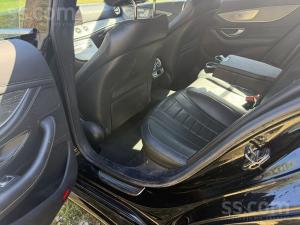 Black Mercedes-Benz CLS 400 2018 in Talsi, with an engine capacity of 3.00 L and mileage of 231 thousand km for 27995 €, photo 9 on AUTOMOTO.COM.LV
