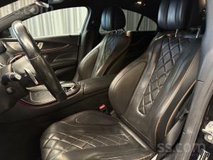 Black Mercedes-Benz CLS 400 2018 in Riga, with an engine capacity of 2.90 L and mileage of 147 thousand km for 38300 €, photo 10 on AUTOMOTO.COM.LV