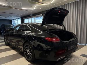 Black Mercedes-Benz CLS 400 2018 in Riga, with an engine capacity of 2.90 L and mileage of 147 thousand km for 38300 €, photo 32 on AUTOMOTO.COM.LV