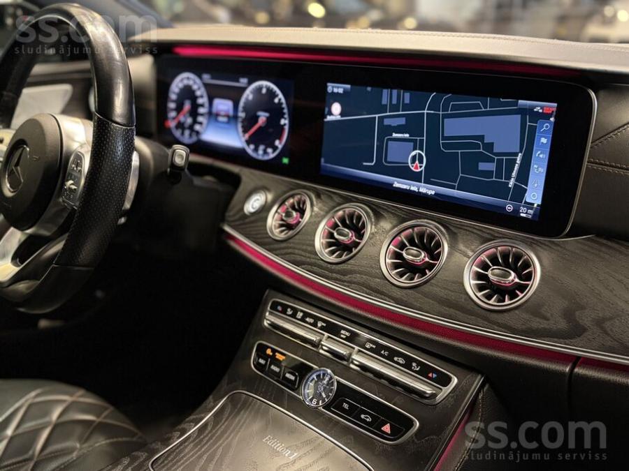 Black Mercedes-Benz CLS 400 2018 in Riga, with an engine capacity of 2.90 L and mileage of 147 thousand km for 38300 €, photo 34 on AUTOMOTO.COM.LV