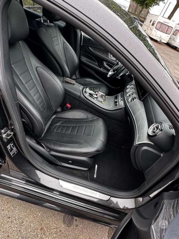 Black Mercedes-Benz CLS 400 2020 in Jonava, with an engine capacity of 2.93 L and mileage of 185 thousand km for 33000 €, photo 8 on AUTOMOTO.COM.LV