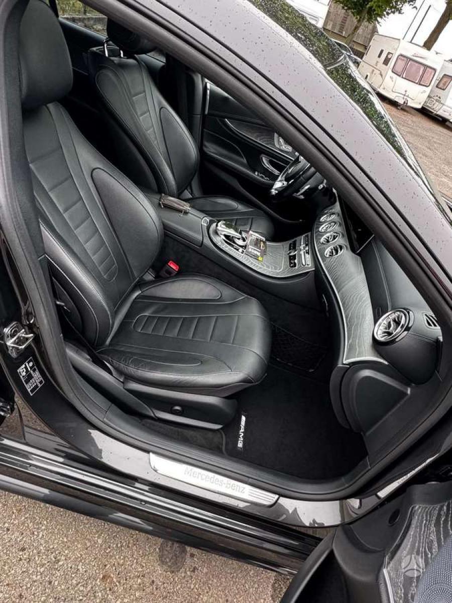 Black Mercedes-Benz CLS 400 2020 in Jonava, with an engine capacity of 2.93 L and mileage of 185 thousand km for 33000 €, photo 9 on AUTOMOTO.COM.LV
