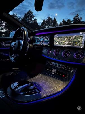 Black Mercedes-Benz CLS 400 2020 in Jonava, with an engine capacity of 2.93 L and mileage of 185 thousand km for 33000 €, photo 11 on AUTOMOTO.COM.LV
