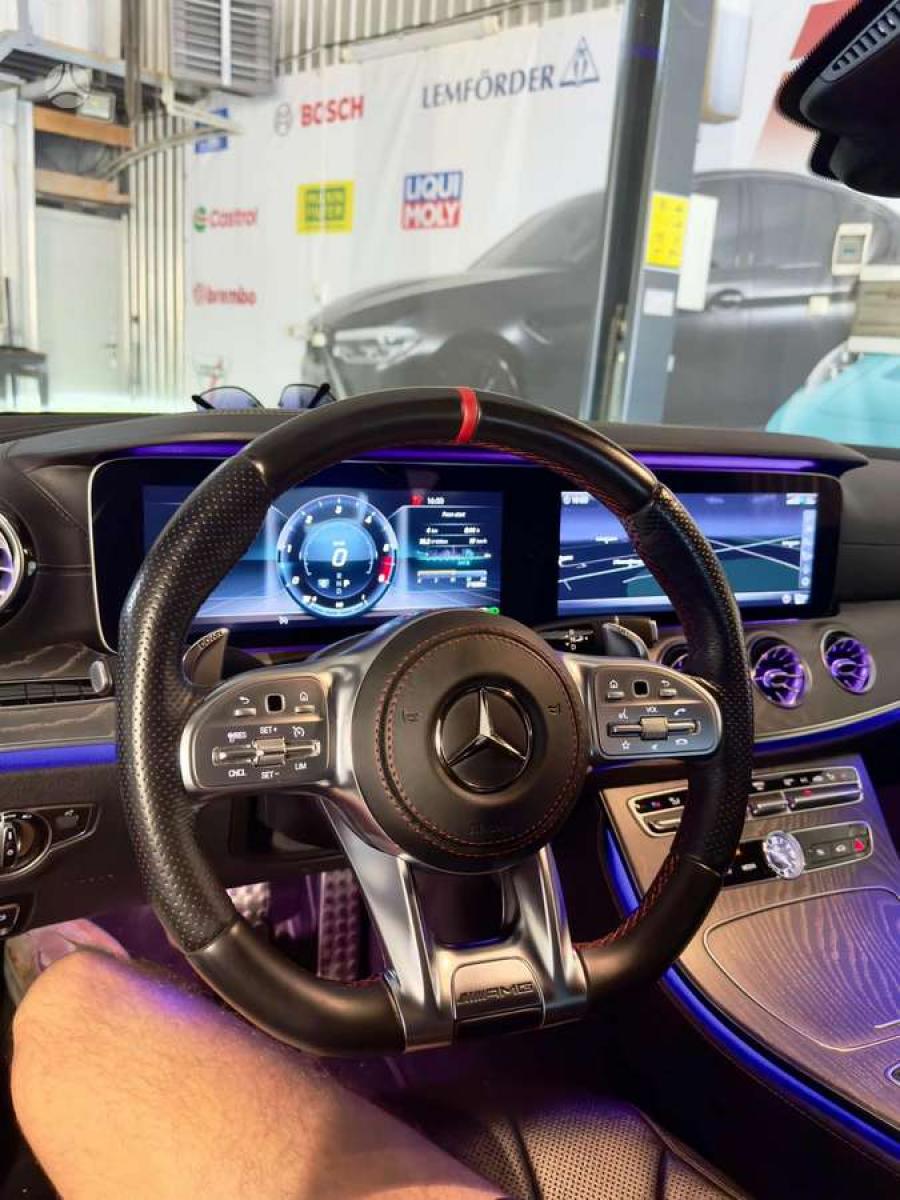 Black Mercedes-Benz CLS 400 2020 in Jonava, with an engine capacity of 2.93 L and mileage of 185 thousand km for 33000 €, photo 12 on AUTOMOTO.COM.LV