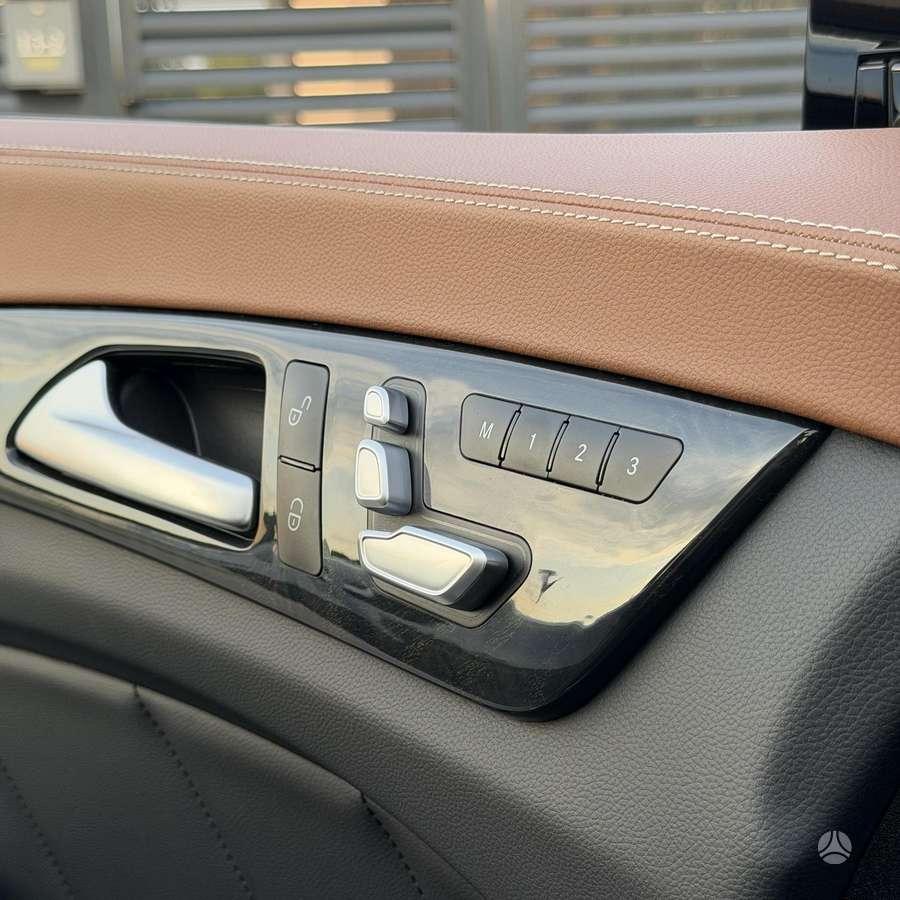 Black Mercedes-Benz CLS 400 2016 in Klaipeda, with an engine capacity of 3.00 L and mileage of 190 thousand km for 16900 €, photo 13 on AUTOMOTO.COM.LV