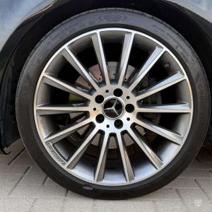 Black Mercedes-Benz CLS 400 2016 in Klaipeda, with an engine capacity of 3.00 L and mileage of 190 thousand km for 16900 €, photo 15 on AUTOMOTO.COM.LV