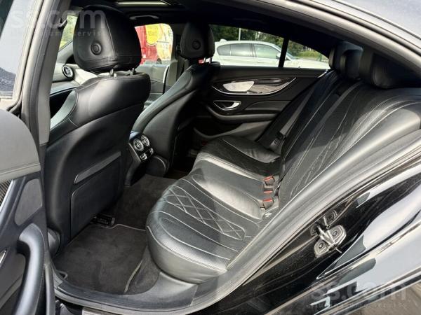 Black Mercedes-Benz CLS 400 2018 in Riga, with an engine capacity of 2.90 L and mileage of 160 thousand km for 39000 €, photo 8 on AUTOMOTO.COM.LV
