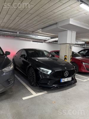 Black Mercedes-Benz CLS 400 2018 in Riga, with an engine capacity of 2.90 L and mileage of 160 thousand km for 39000 €, photo 11 on AUTOMOTO.COM.LV