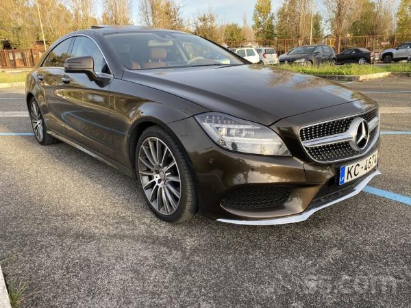 Brown Mercedes-Benz CLS 400 2015 in Riga, with an engine capacity of 3.60 L and mileage of 79 thousand km for 23900 €, photo 5 on AUTOMOTO.COM.LV