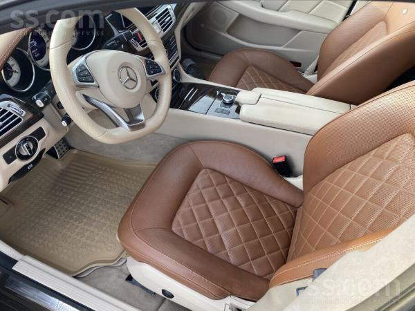 Brown Mercedes-Benz CLS 400 2015 in Riga, with an engine capacity of 3.60 L and mileage of 79 thousand km for 23900 €, photo 6 on AUTOMOTO.COM.LV