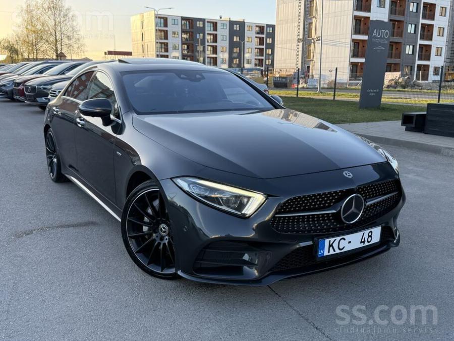 Grey Mercedes-Benz CLS 400 2018 in Jelgava, with an engine capacity of 3.00 L and mileage of 228 thousand km for 29900 €, photo 1 on AUTOMOTO.COM.LV