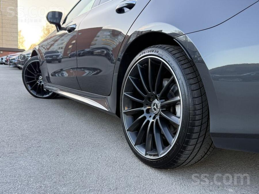 Grey Mercedes-Benz CLS 400 2018 in Jelgava, with an engine capacity of 3.00 L and mileage of 228 thousand km for 29900 €, photo 8 on AUTOMOTO.COM.LV