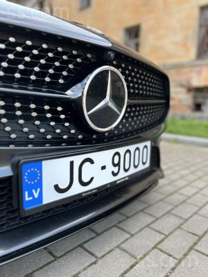 Grey Mercedes-Benz CLS 400 2018 in Daugavpils, with an engine capacity of 3.00 L and mileage of 265 thousand km for 38500 €, photo 13 on AUTOMOTO.COM.LV