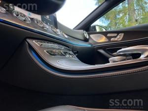 Grey Mercedes-Benz CLS 400 2018 in Daugavpils, with an engine capacity of 3.00 L and mileage of 265 thousand km for 38500 €, photo 29 on AUTOMOTO.COM.LV