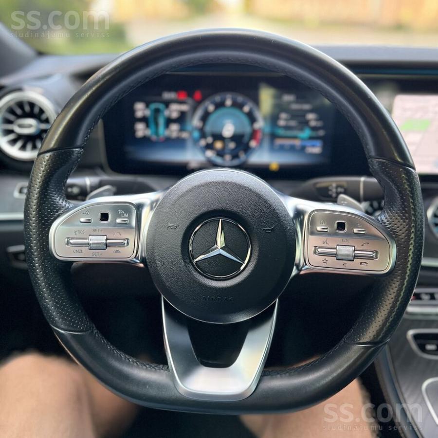 Grey Mercedes-Benz CLS 400 2018 in Daugavpils, with an engine capacity of 3.00 L and mileage of 265 thousand km for 38500 €, photo 30 on AUTOMOTO.COM.LV