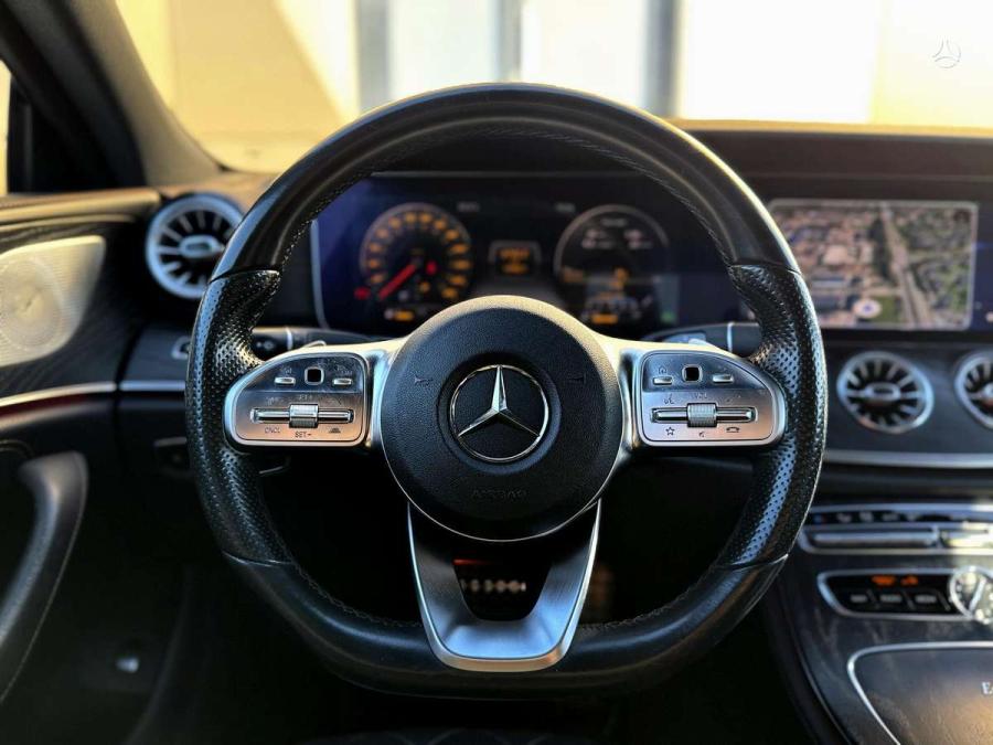 Violets Mercedes-Benz CLS 400 2018 Klaipėda, ar dzinēja tilpumu 2.93 L un nobraukumu 140 tūkst. km par 32000 €, foto 12 vietnē AUTOMOTO.COM.LV