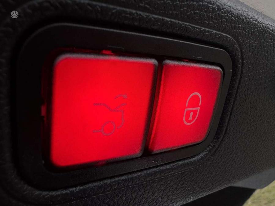 Белый Мерседес ЦЛС 400 2020 в Каунас, объемом двигателя 2.93 л и пробегом 338 тыс. км за 29500 €, фото 35 на AUTOMOTO.COM.LV