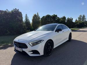 White Mercedes-Benz CLS 400 2020 in Kaunas, with an engine capacity of 2.93 L and mileage of 345 thousand km for 24500 €, photo 3 on AUTOMOTO.COM.LV
