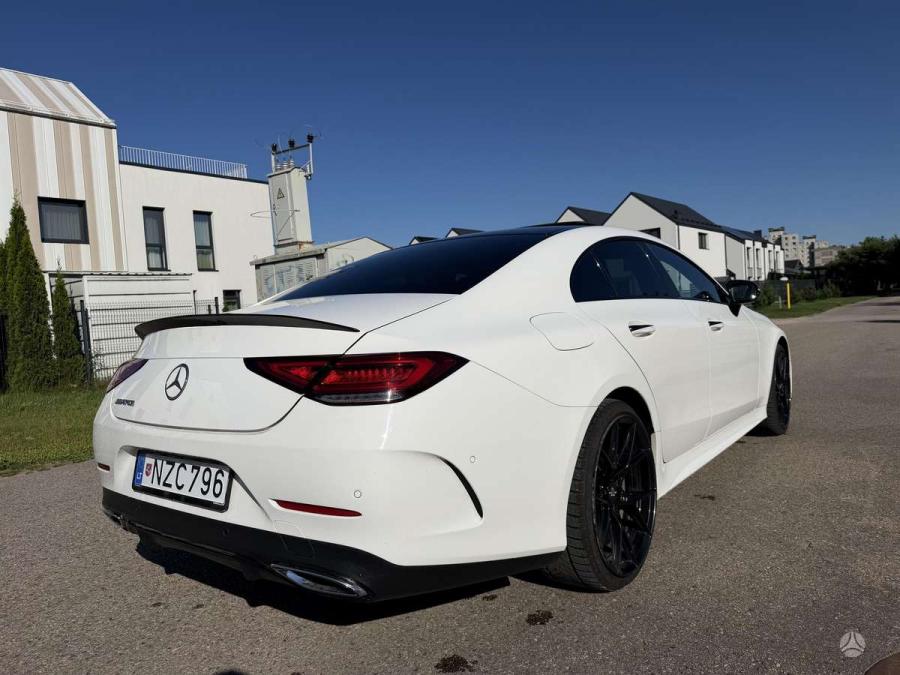 White Mercedes-Benz CLS 400 2020 in Kaunas, with an engine capacity of 2.93 L and mileage of 345 thousand km for 24500 €, photo 5 on AUTOMOTO.COM.LV