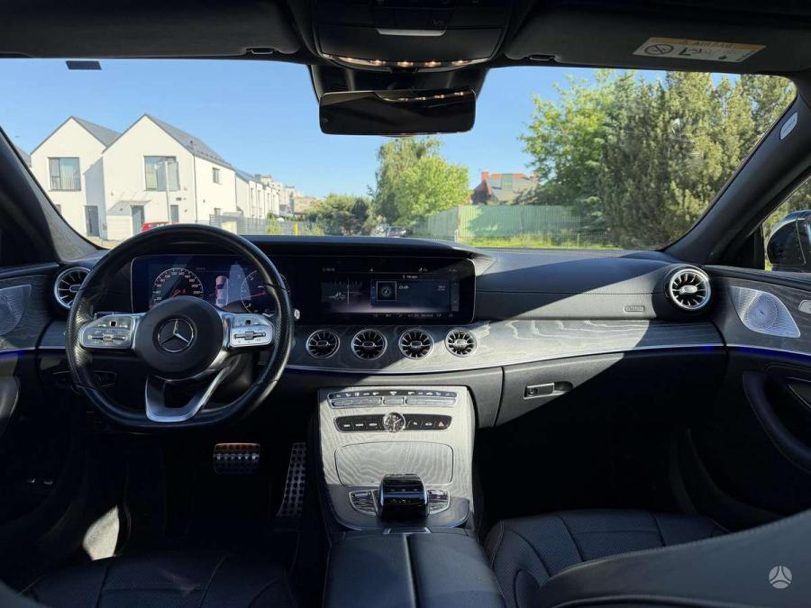 White Mercedes-Benz CLS 400 2020 in Kaunas, with an engine capacity of 2.93 L and mileage of 345 thousand km for 24500 €, photo 9 on AUTOMOTO.COM.LV
