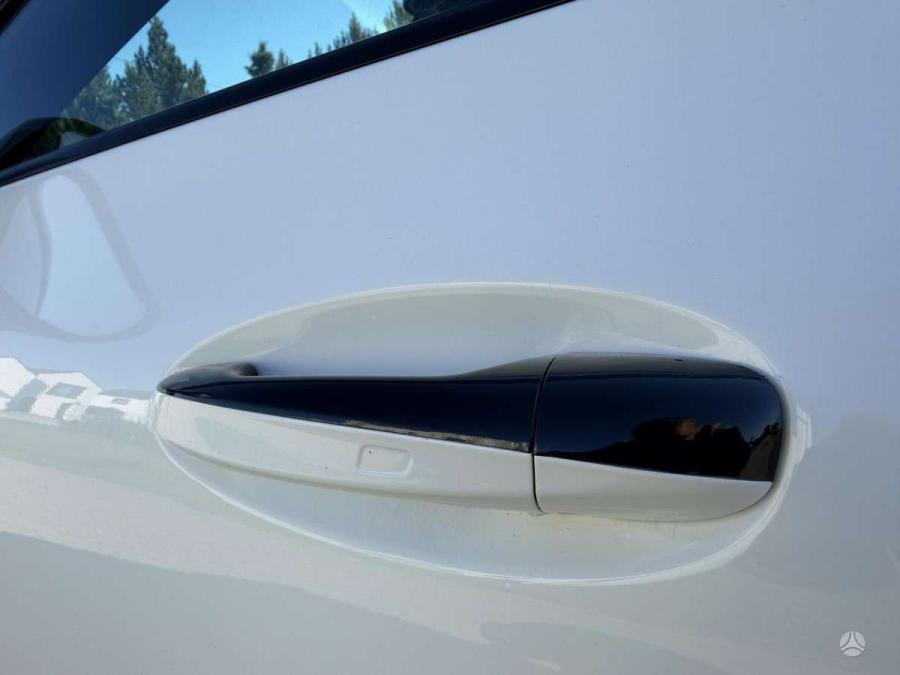 White Mercedes-Benz CLS 400 2020 in Kaunas, with an engine capacity of 2.93 L and mileage of 345 thousand km for 24500 €, photo 13 on AUTOMOTO.COM.LV