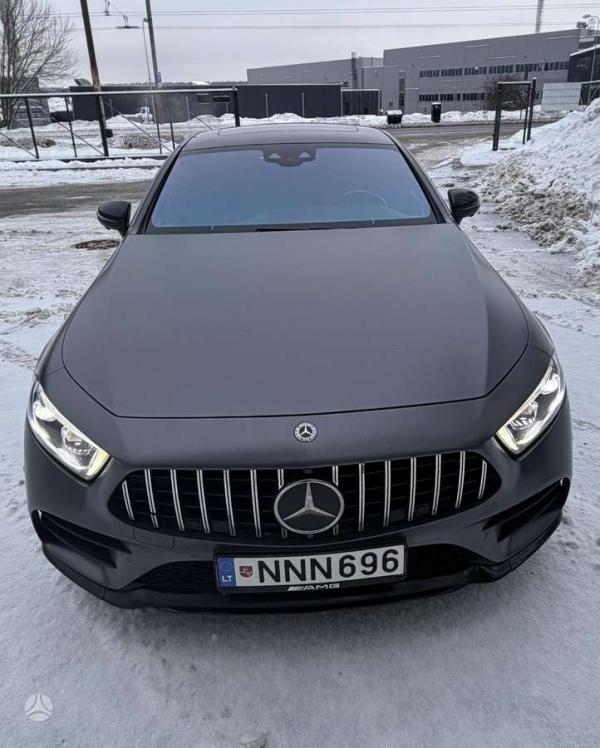 Grey Mercedes-Benz CLS 450 2018 in Vilnius, with an engine capacity of 3.00 L and mileage of 142 thousand km for 39500 €, photo 2 on AUTOMOTO.COM.LV