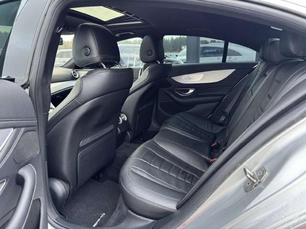 Grey Mercedes-Benz CLS 450 2019 in Vilnius, with an engine capacity of 3.00 L and mileage of 207 thousand km for 24950 €, photo 6 on AUTOMOTO.COM.LV