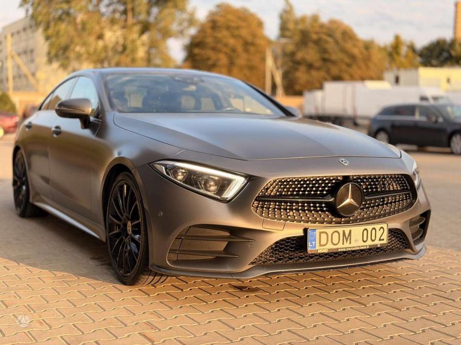 Grey Mercedes-Benz CLS 450 2019 in Kaunas, with an engine capacity of 2.99 L and mileage of 125 thousand km for 31500 €, photo 4 on AUTOMOTO.COM.LV
