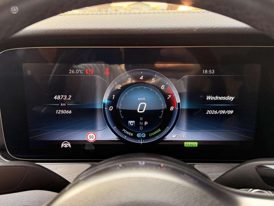 Grey Mercedes-Benz CLS 450 2019 in Kaunas, with an engine capacity of 2.99 L and mileage of 125 thousand km for 31500 €, photo 17 on AUTOMOTO.COM.LV